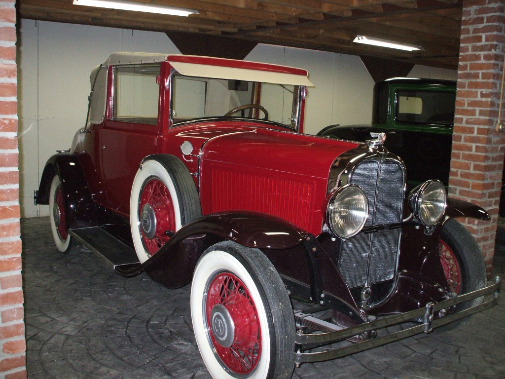 1929 Pontiac - The Collings Foundation