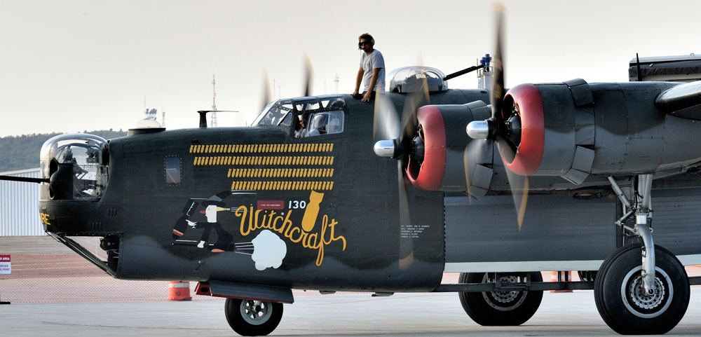 B24 - The Collings Foundation