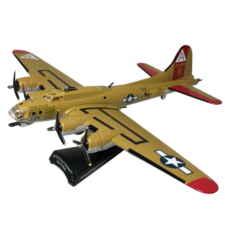 B-17 "Nine 0 Nine" desk model - The Collings Foundation